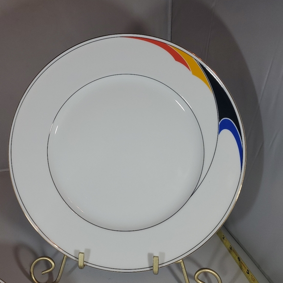 Mikasa | Other | Vintage Retired Mikasa Color Wave Dinner Plates Set Of ...